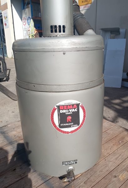 PRELOVED Rema Stainless Steel Vacuum - Universal Drycleaning Solutions
